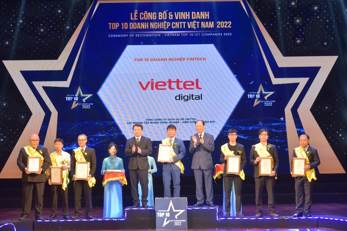 6 công ty thành viên của Viettel được vinh danh tại TOP 10 Doanh nghiệp CNTT Việt Nam 2022 ...