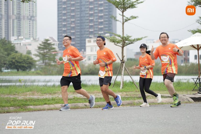 Giải chạy Xiaomi POP Run 2024 và cột mốc 17.000 chiếc Smart Band 9 đã ...